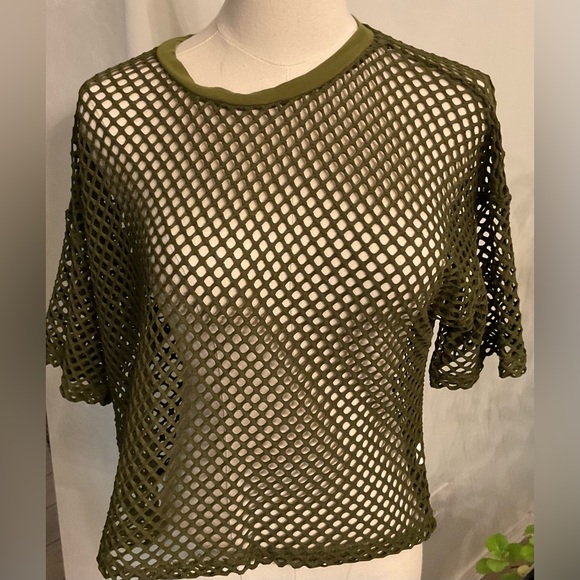 Clozoz | Tops | Green Oversized Boxy Short Sleeve Cropped Top | Poshmark